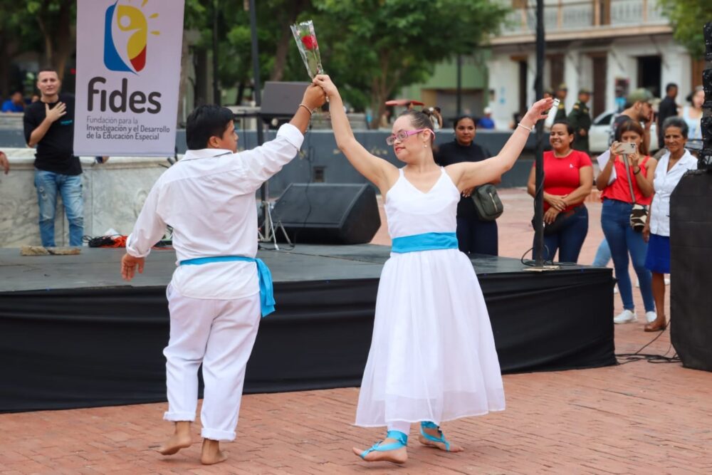Santa Marta inaugura la Fiesta del Mar con el Desfile FIDES: Una semana ...